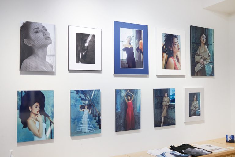 【レビュー】片山萌美写真展 『MOEMI♡』 | WONDER PHOTO SHOP（ワンダーフォトショップ）